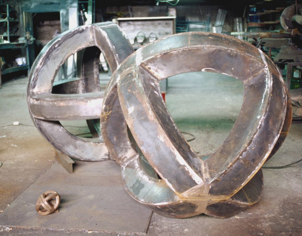 Serie La nada - Obra escultórica de Alfonso García 1996